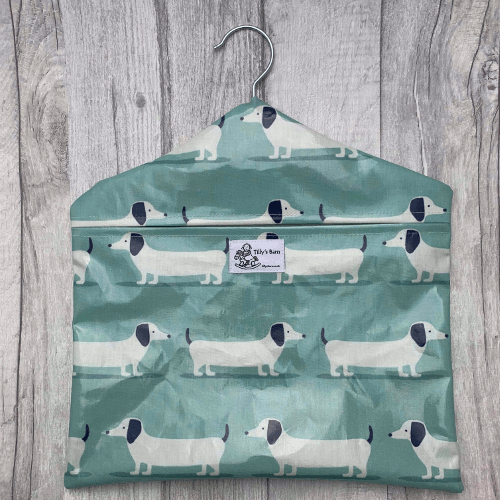 Oil cloth aprons | Tilly's Barn